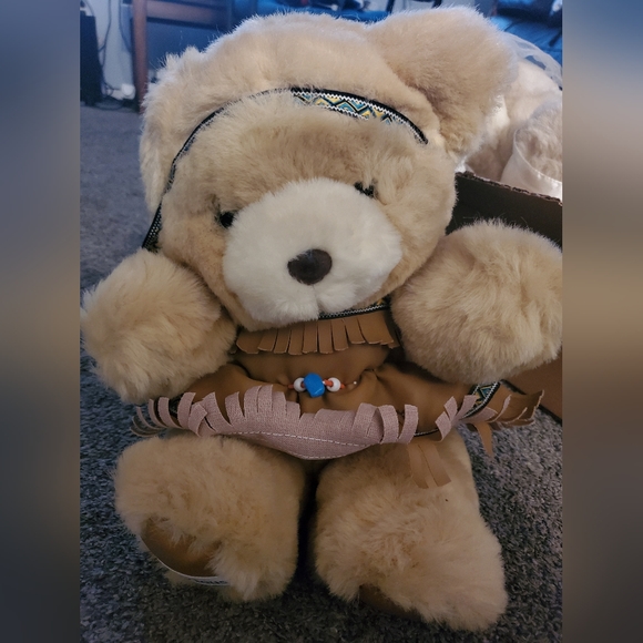 Teddy Precious | Toys | 995 Pocahontas Teddy Bear Limited Edition 40th ...